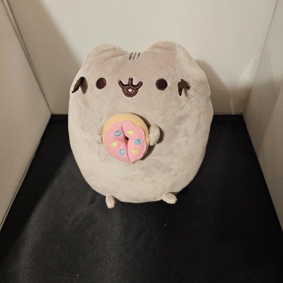 Pusheen | Toys | Gund Pusheen Snackable Donut Plush Stuffed Animal C ...